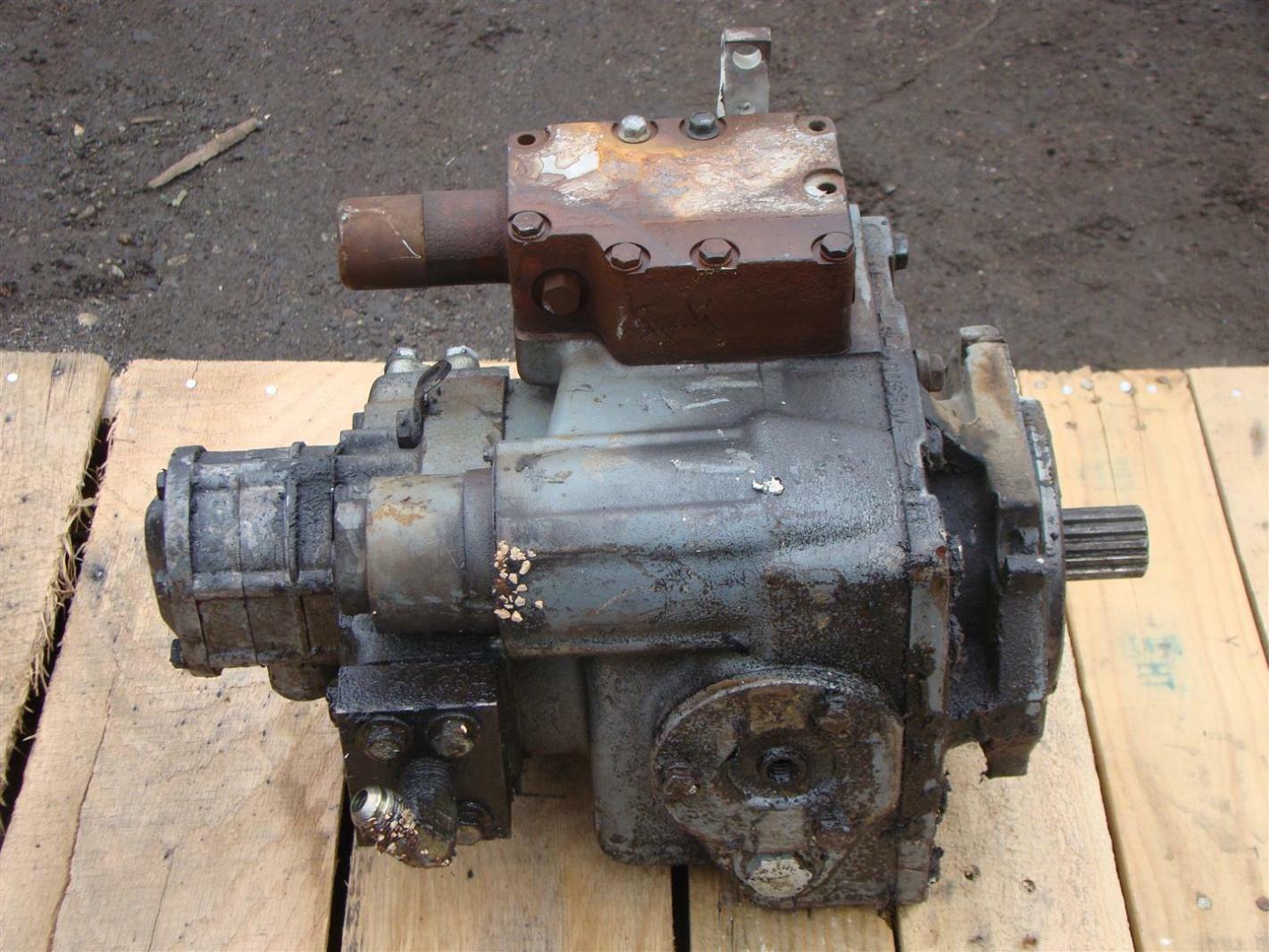 Sundstrand-Sauer-Danfoss Hydraulic Pump 2.1-2505AA-LCDX | A-89-34-53628 ...