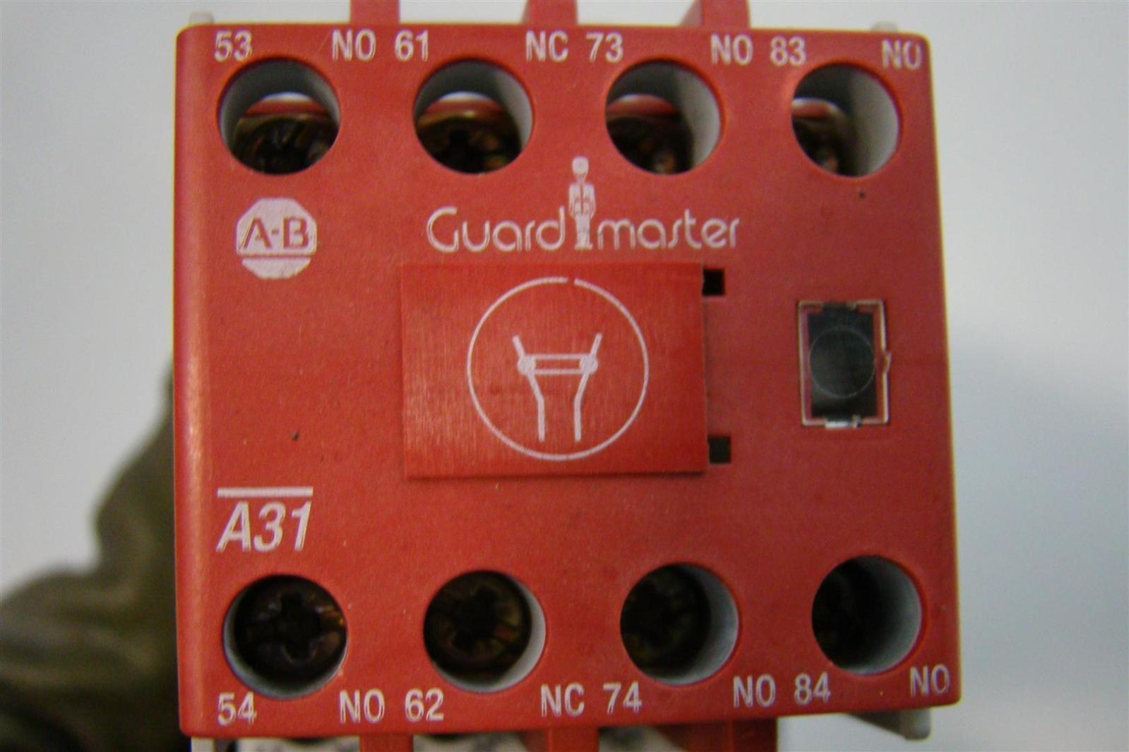 Allen-Bradley GuardMaster Relay 110v coil 600VAC 700-CF310,100S-F ...