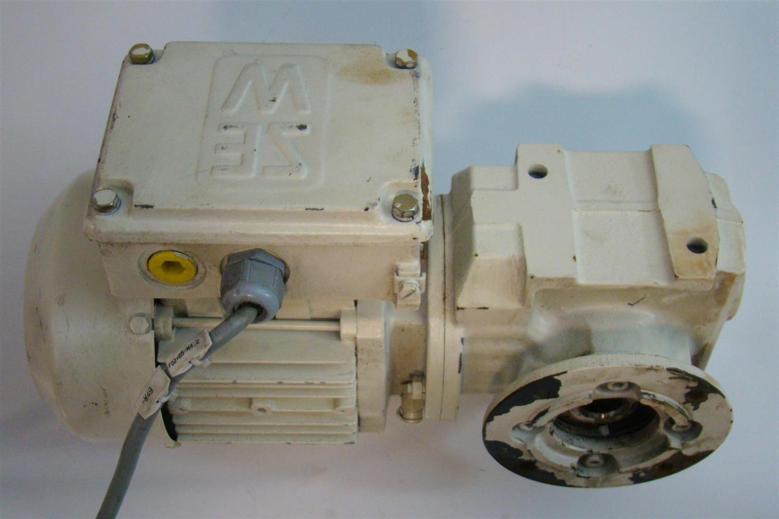 Sew-Eurodrive Gear Motor 1700/67.0Rpm 0.37kW 230/400V 3Ph SAF37 DT71D4 ...