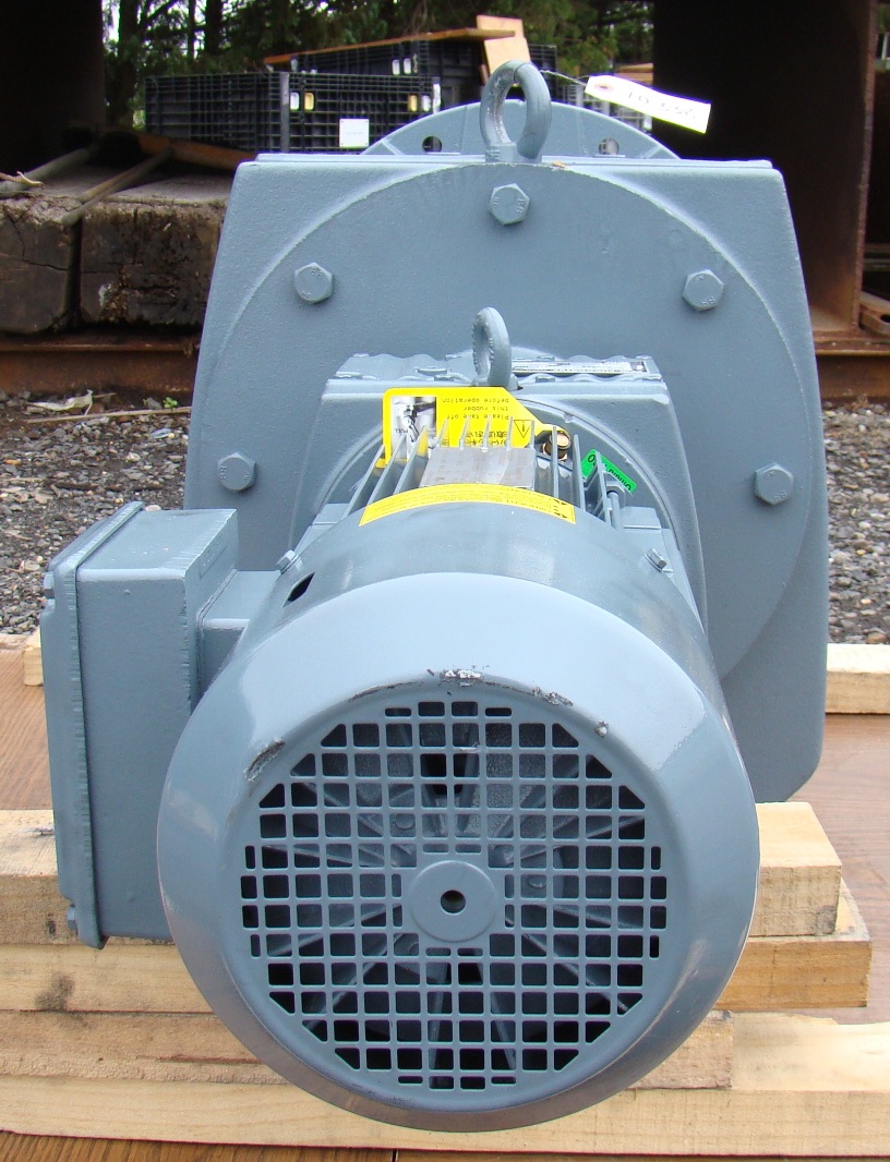 Sew-Eurodrive, 490:1 Gear Motor 2.2KW 240/480v RF137 R77 DV100H4 | eBay