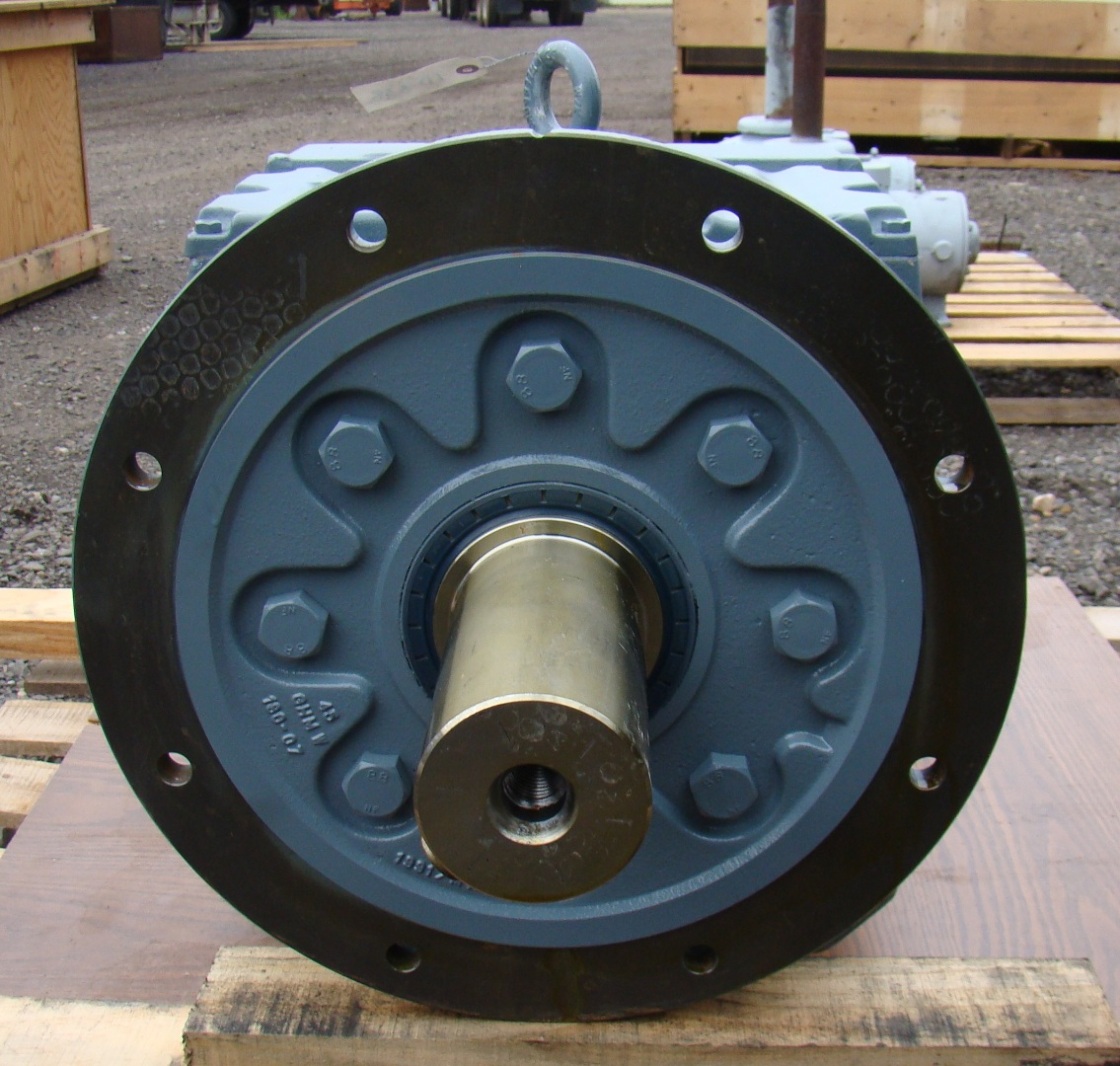 Sew-Eurodrive, 490:1 Gear Motor 2.2KW 240/480v RF137 R77 DV100H4 | eBay