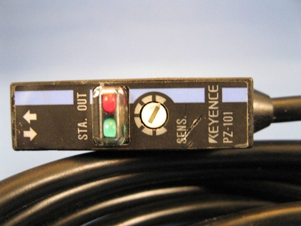 Keyence Built-in Amplifier Photoelectric Sensor PZ-101 new | Process ...