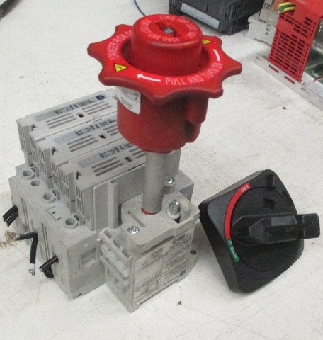 Allen Bradley Fused Disconnect Switch 194R-C30-1753 w/ Operating Handle ...