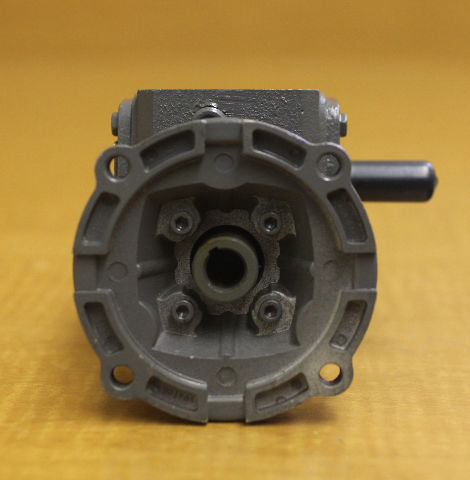 New Boston Gear Box 527-8050FL 14606-2810-00 Input .140HP Output 120 IN ...