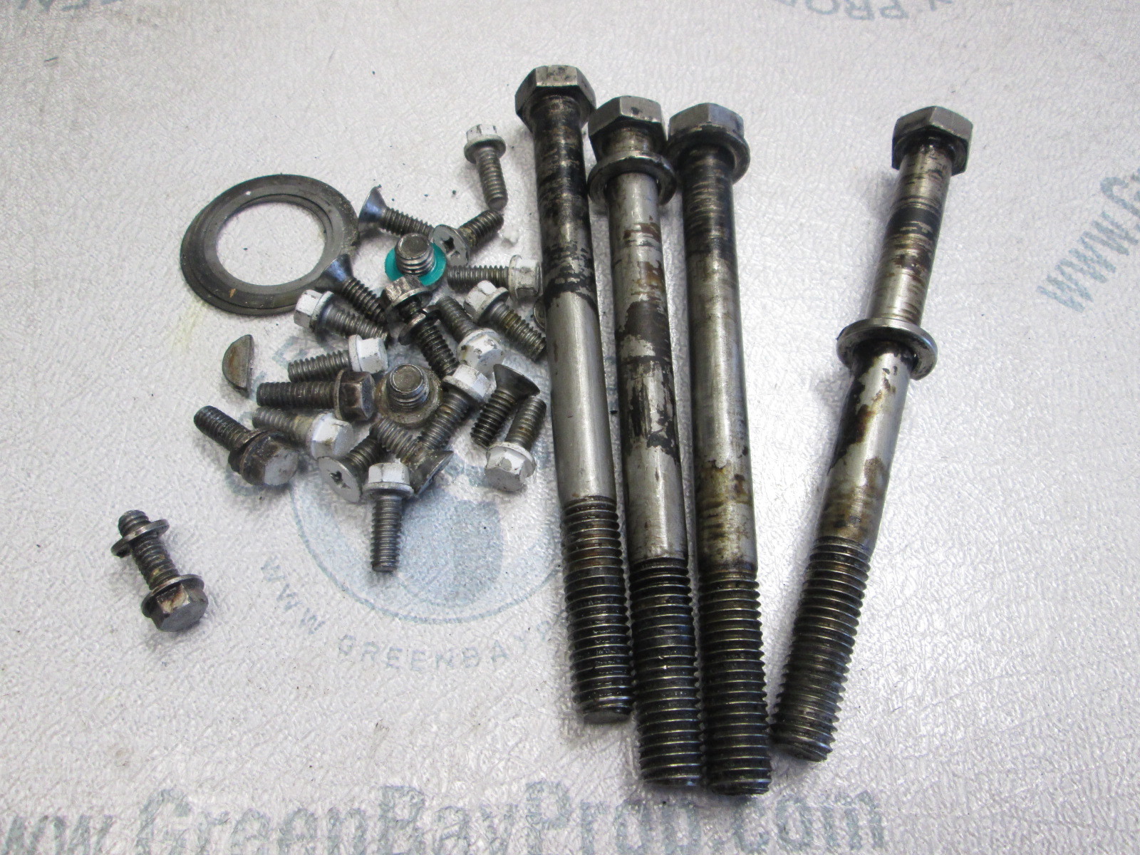 0313171 OMC Stringer Upper Gearcase Housing Screws Hardware | Green Bay ...