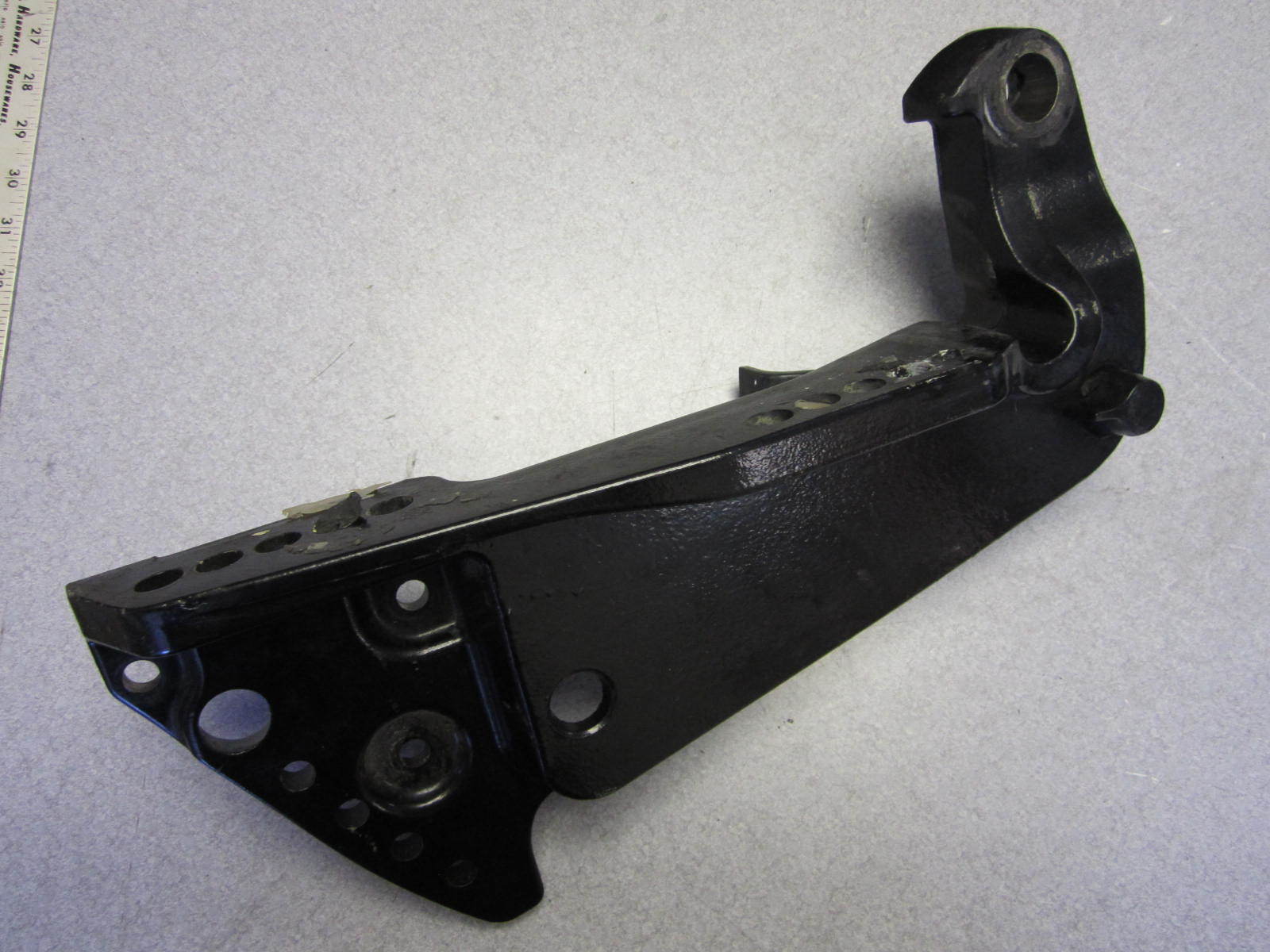 3425-828333A3 Mercury Mariner Outboard Port Transom Bracket 3425 ...