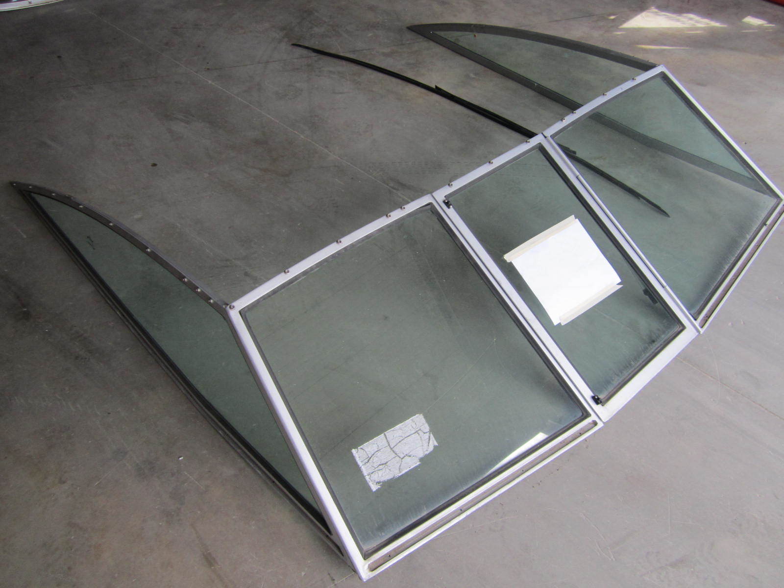 1985 Sear Ray boat Windshield 18 Ft Walk Through 73 x 76 | Green Bay ...