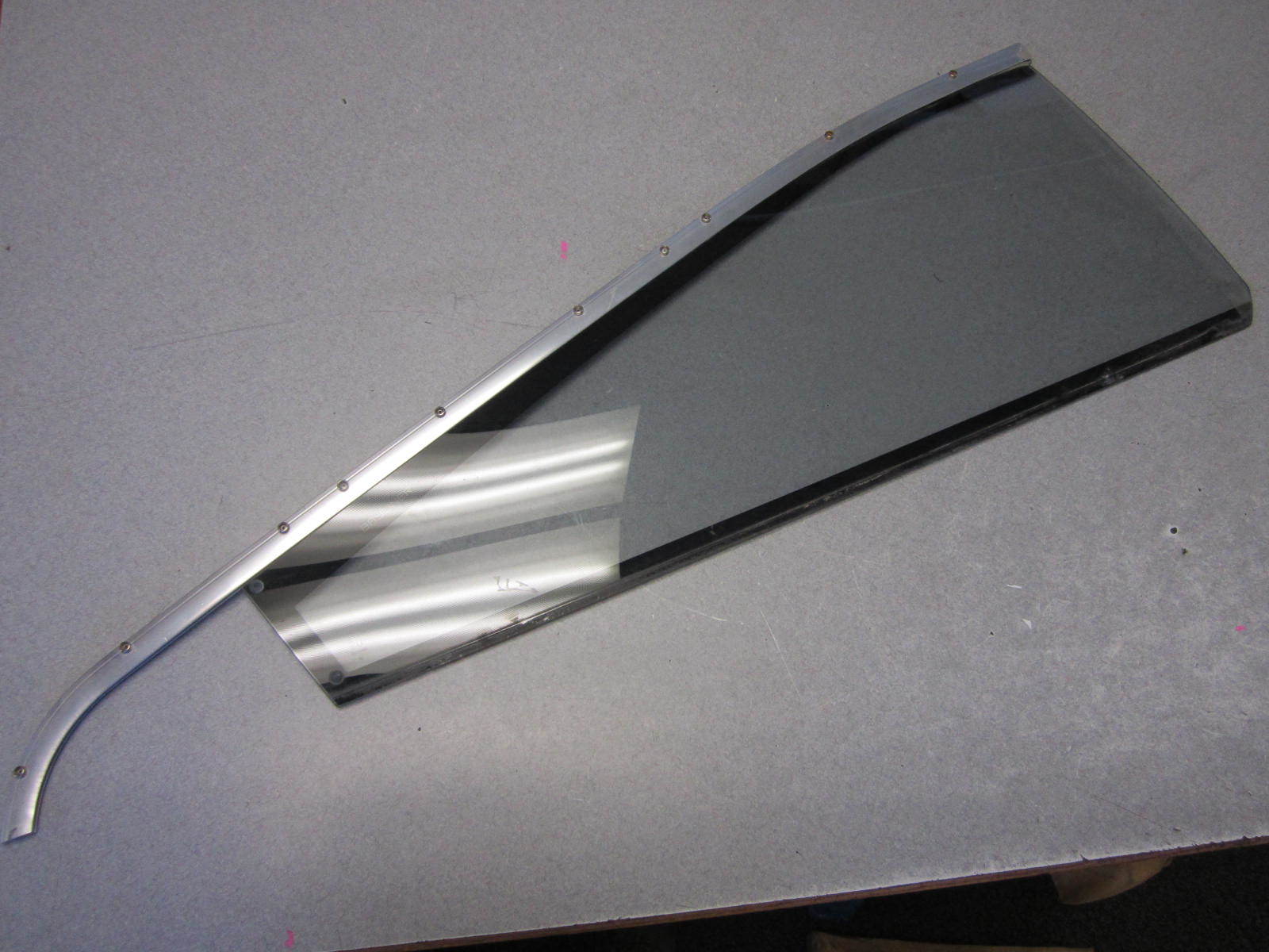 Bayliner Capri Right Side Rear Tinted Windshield Window 1989 | Green ...