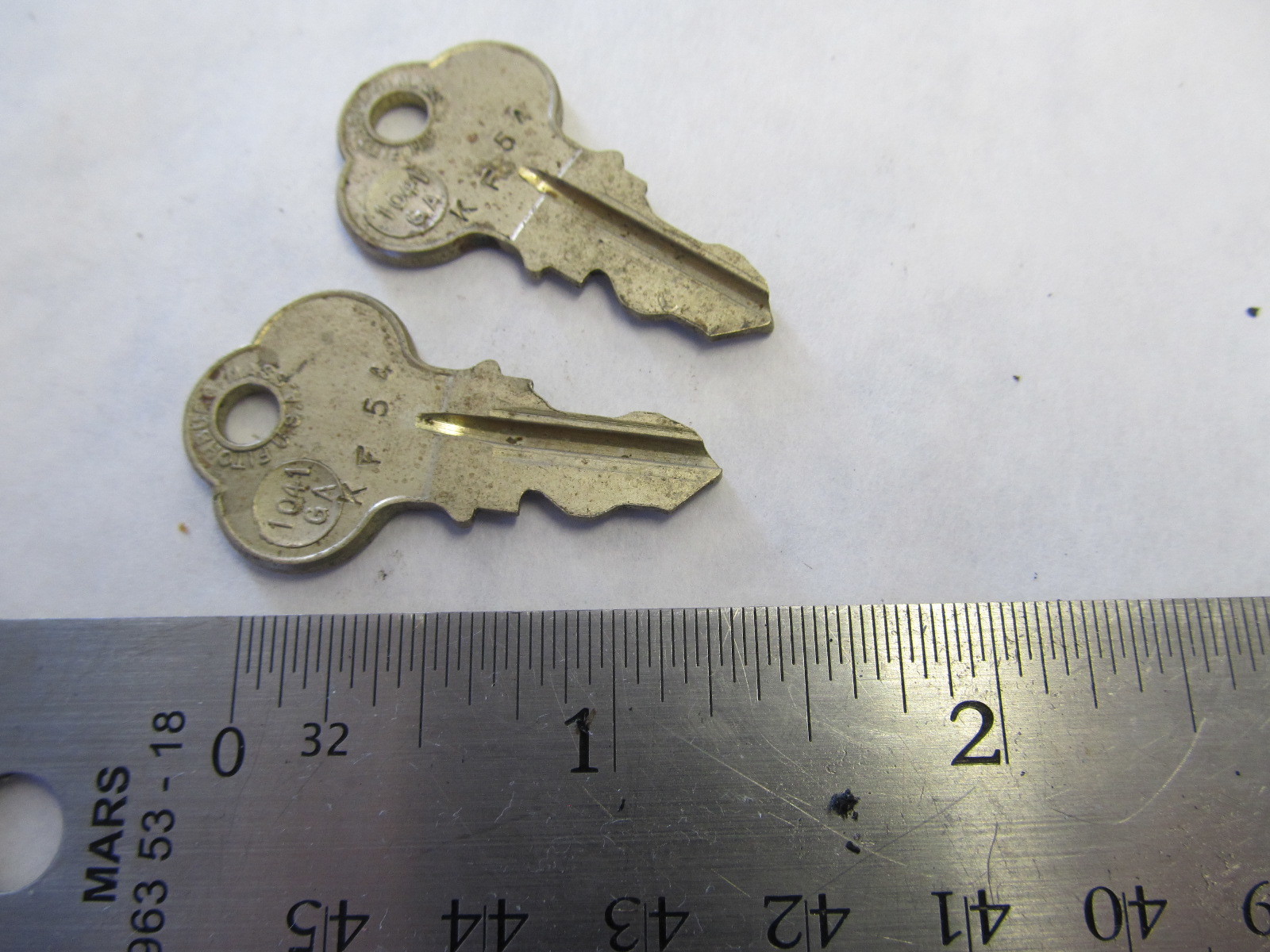 501569 OMC Ignition Key Set KF-54 for Evinrude Johnson Vintage Engines ...