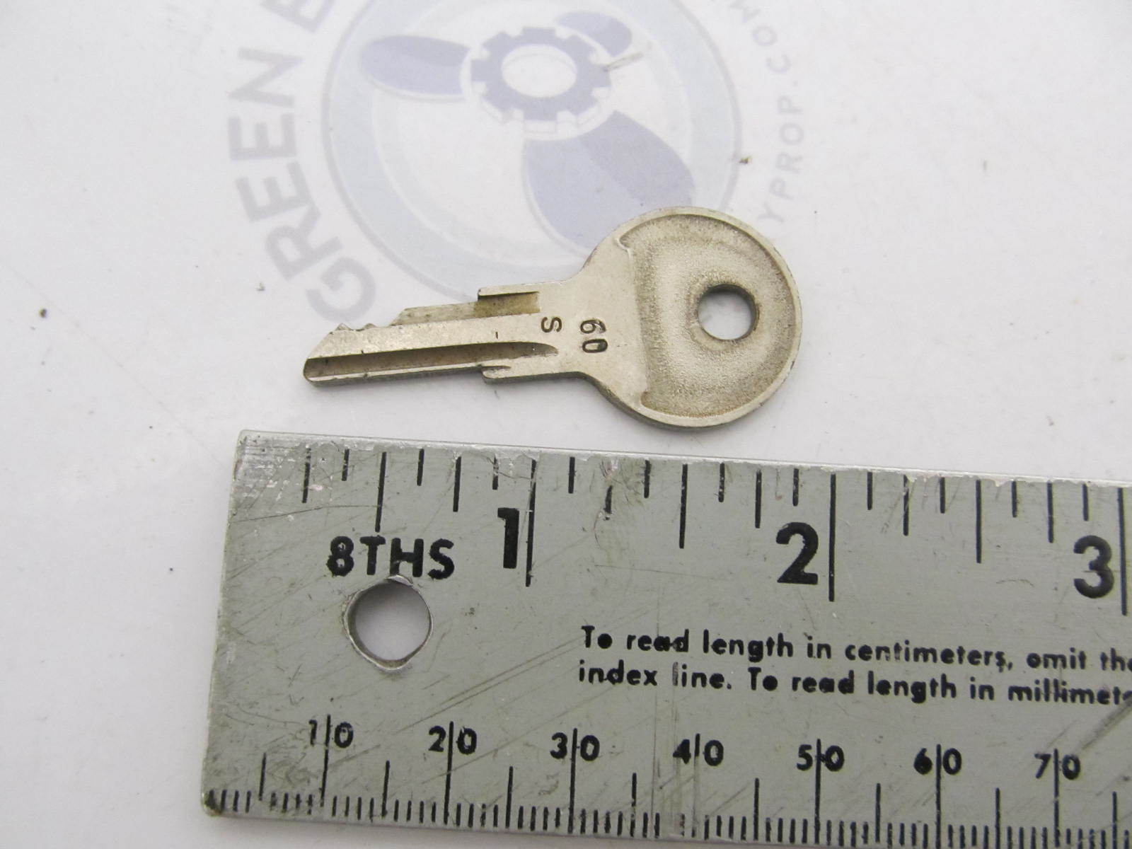 0501809 501809 OMC Ignition Switch Key 77-60 for Evinrude Johnson ...