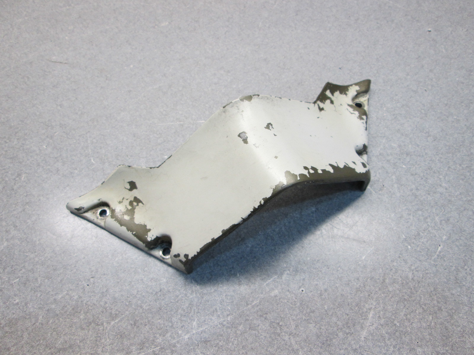 314848 Evinrude Johnson Outboard Exhaust Housing Front Cover 85-135 Hp ...