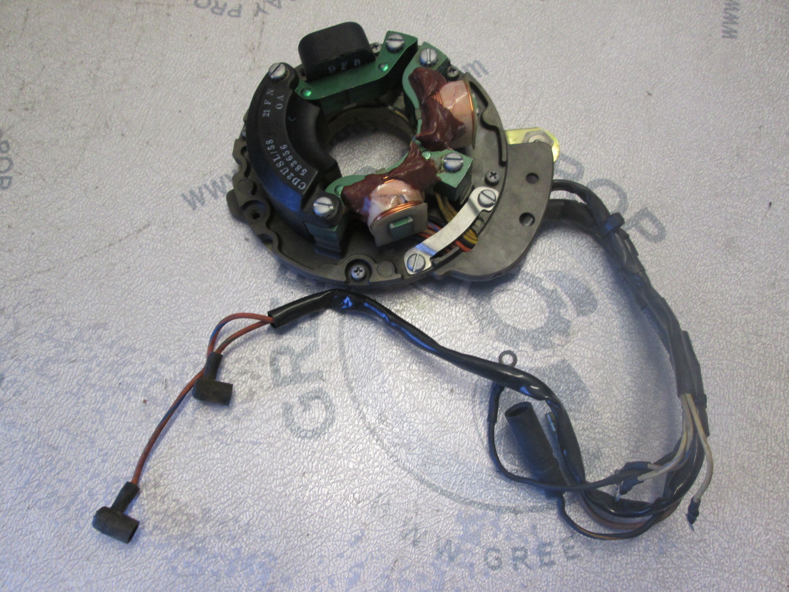 0584341 0583485 Power Pack & Stator Johnson Evinrude 0584329 0584489 ...