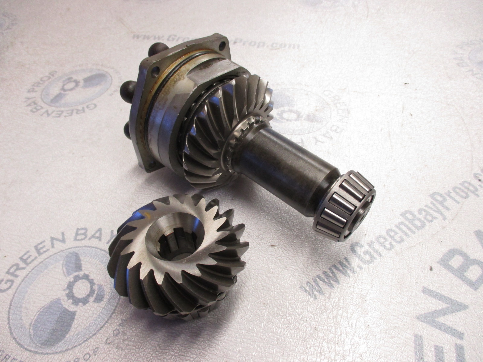 982835 982738 OMC Stringer Stern Drive Upper Unit Case Gear Set 21:18 ...