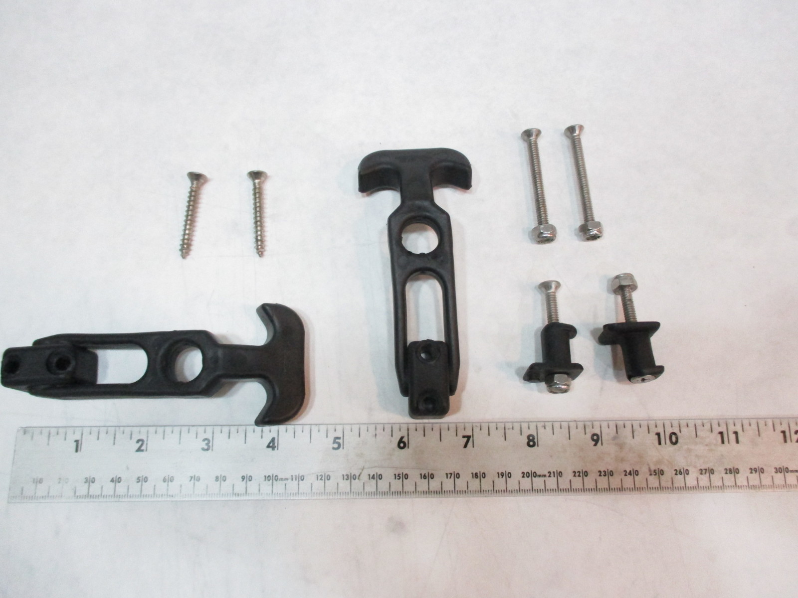 Bayliner Marine Boat Sterndrive Engine Motor Cover Rubber Hood/Draw ...