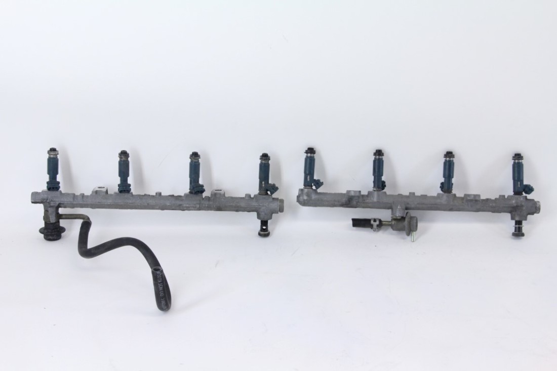 Toyota 4Runner 03-09 Fuel Line Injector Rail Assembly 8 Cylinder Set ...